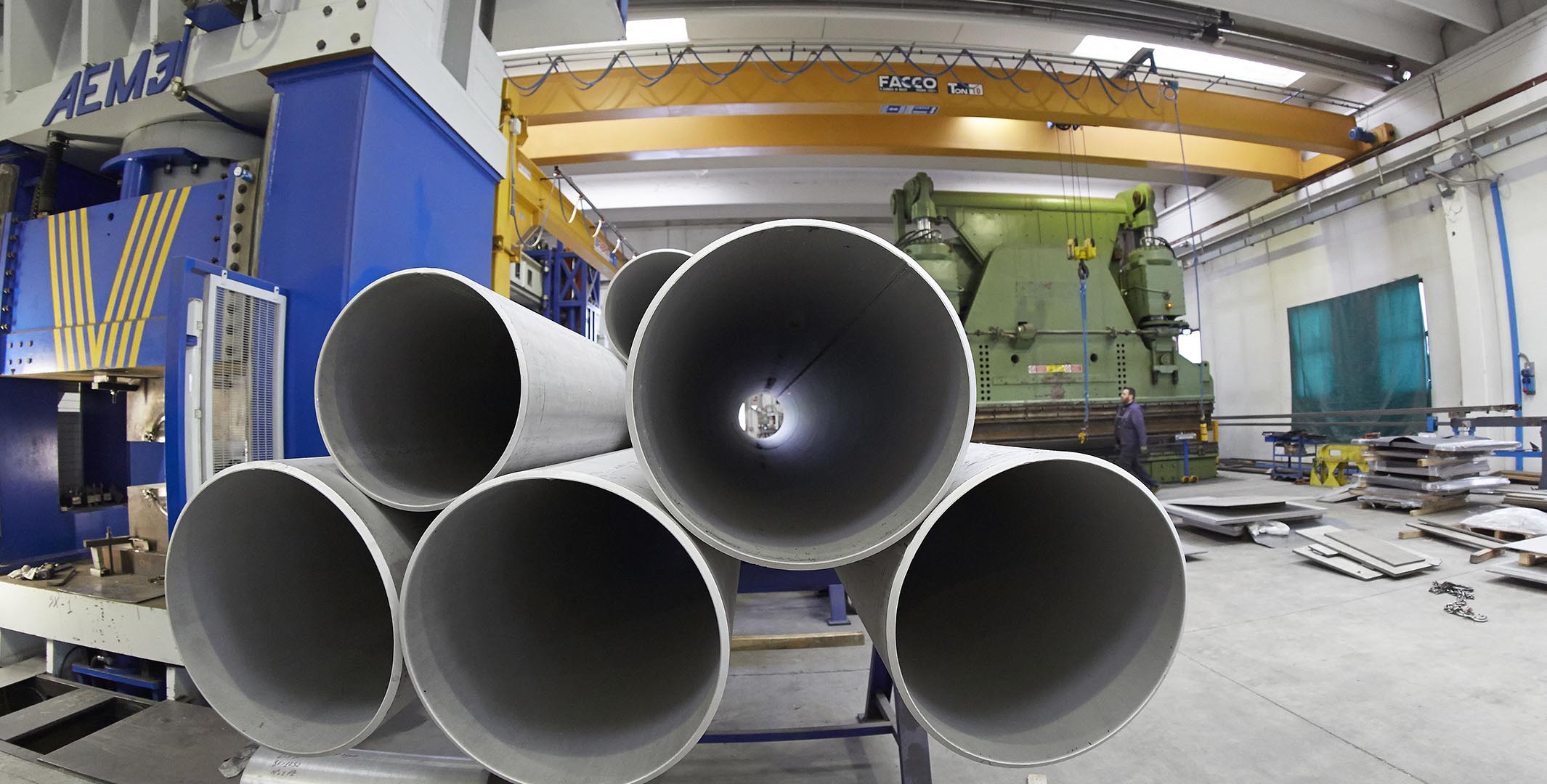 √ Tubi in Acciaio, Curve, Riduzioni, Serbatoi in Acciaio Inox